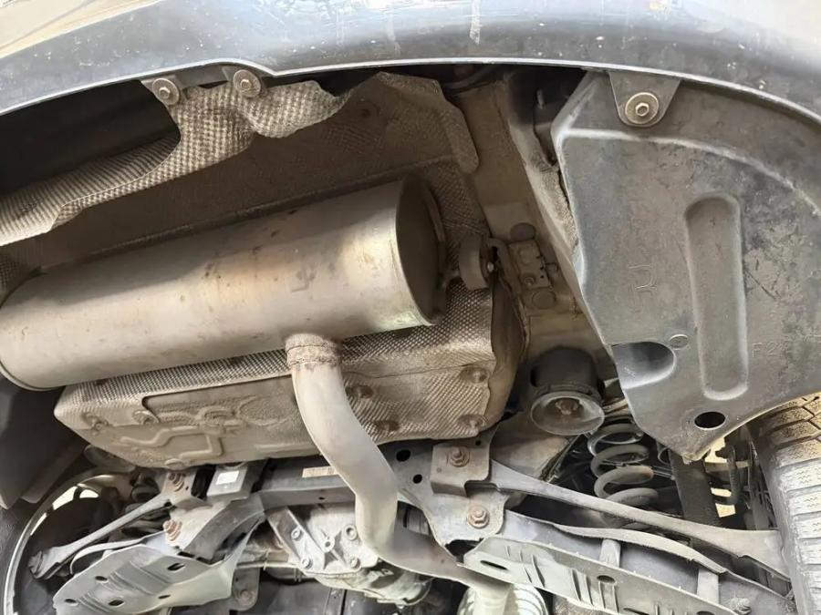Pelēks BMW 218 2016 Jūrmala, ar dzinēja tilpumu 2.00 L un nobraukumu 278 tūkst. km par 13950 €, foto 48 vietnē AUTOMOTO.COM.LV