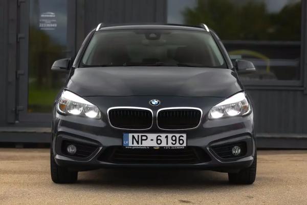 Pelēks BMW 218 2014 Jelgava, ar dzinēja tilpumu 2.00 L un nobraukumu 249 tūkst. km par 7900 €, foto 3 vietnē AUTOMOTO.COM.LV