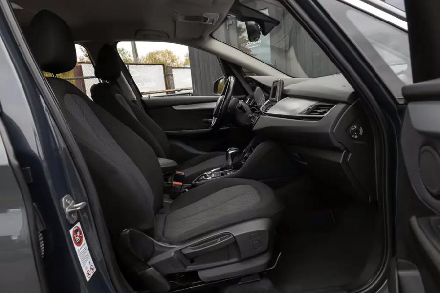Pelēks BMW 218 2014 Jelgava, ar dzinēja tilpumu 2.00 L un nobraukumu 249 tūkst. km par 7900 €, foto 10 vietnē AUTOMOTO.COM.LV