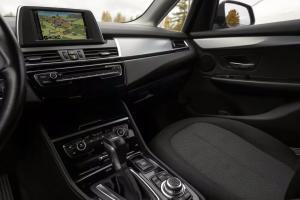 Pelēks BMW 218 2014 Jelgava, ar dzinēja tilpumu 2.00 L un nobraukumu 249 tūkst. km par 7900 €, foto 14 vietnē AUTOMOTO.COM.LV