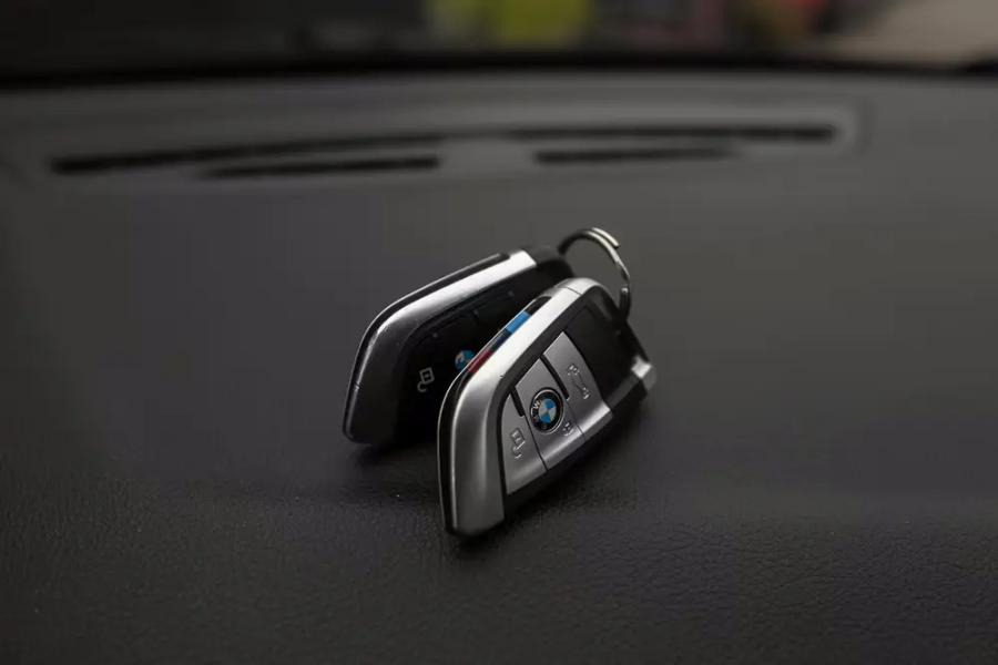 Pelēks BMW 218 2014 Jelgava, ar dzinēja tilpumu 2.00 L un nobraukumu 249 tūkst. km par 7900 €, foto 20 vietnē AUTOMOTO.COM.LV