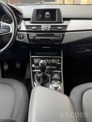 Grey BMW 218 2015 in Jelgava, with an engine capacity of 2.00 L and mileage of 214 thousand km for 7350 €, photo 9 on AUTOMOTO.COM.LV