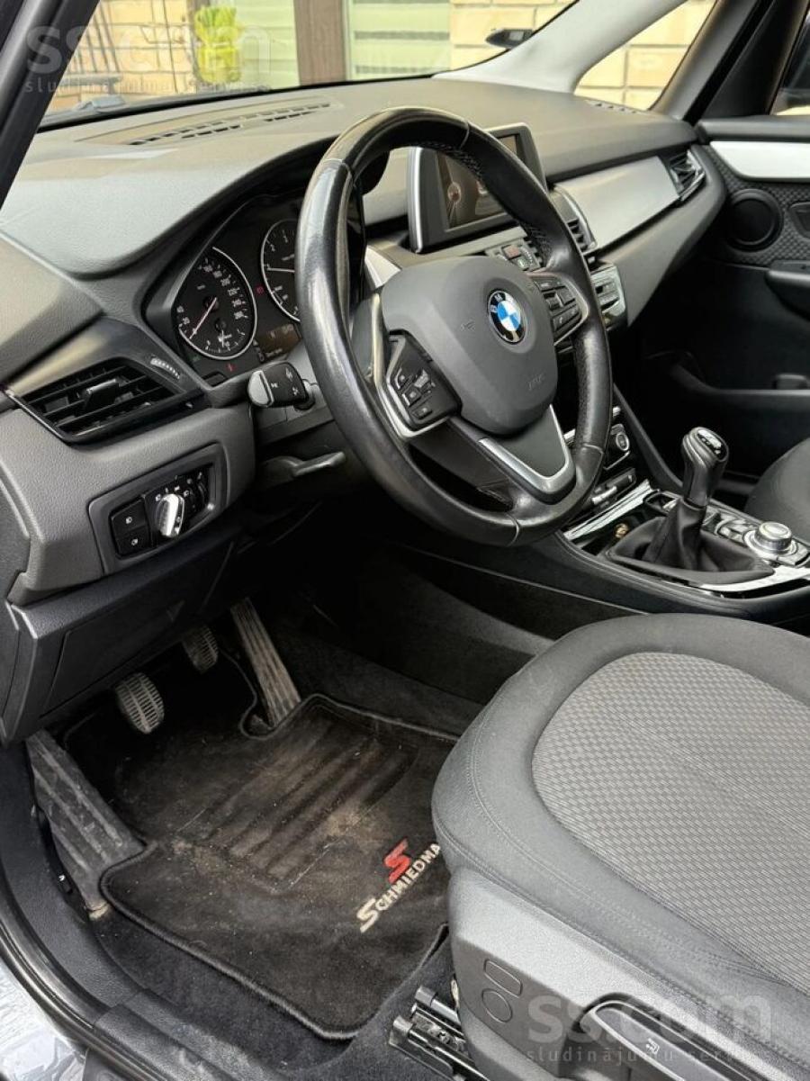 Grey BMW 218 2015 in Jelgava, with an engine capacity of 2.00 L and mileage of 214 thousand km for 7350 €, photo 12 on AUTOMOTO.COM.LV