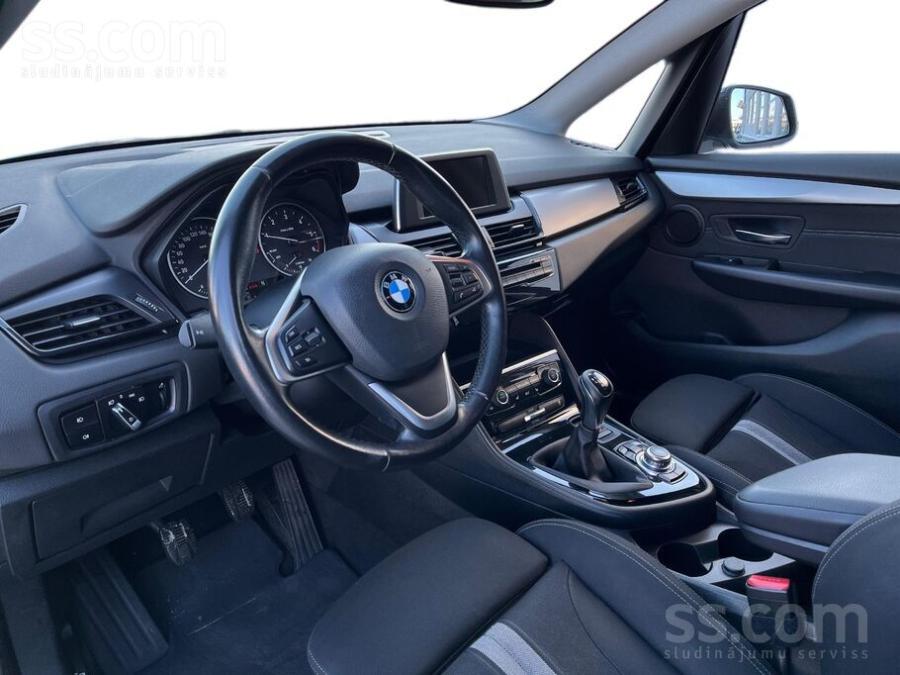Pelēks BMW 218 2015 Rīga, ar dzinēja tilpumu 2.00 L un nobraukumu 216 tūkst. km par 7990 €, foto 12 vietnē AUTOMOTO.COM.LV