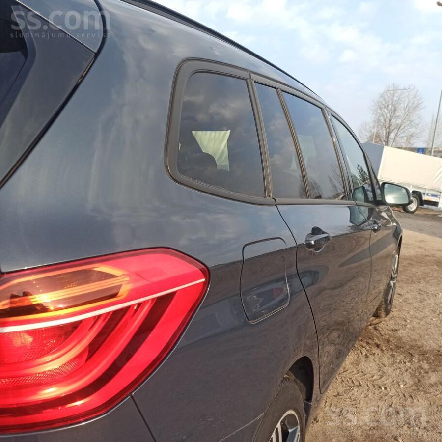 Pelēks BMW 218 2016 Daugavpils, ar dzinēja tilpumu 2.00 L un nobraukumu 0 tūkst. km par 10800 €, foto 10 vietnē AUTOMOTO.COM.LV
