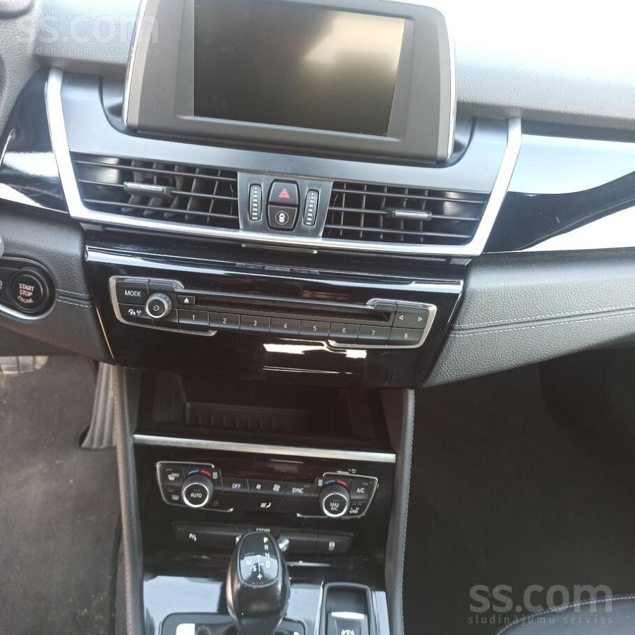 Pelēks BMW 218 2016 Daugavpils, ar dzinēja tilpumu 2.00 L un nobraukumu 0 tūkst. km par 10800 €, foto 28 vietnē AUTOMOTO.COM.LV