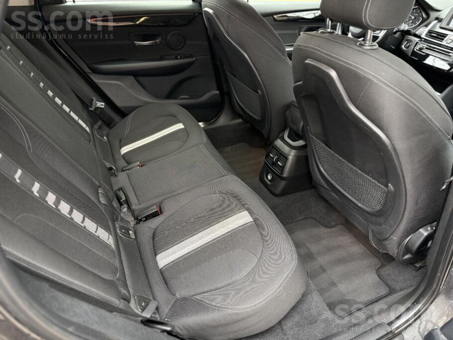 Grey BMW 218 2015 in Bauska, with an engine capacity of 2.00 L and mileage of 270 thousand km for 7499 €, photo 10 on AUTOMOTO.COM.LV