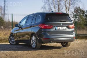 Grey BMW 218 2016 in Riga, with an engine capacity of 2.00 L and mileage of 152 thousand km for 11290 €, photo 5 on AUTOMOTO.COM.LV