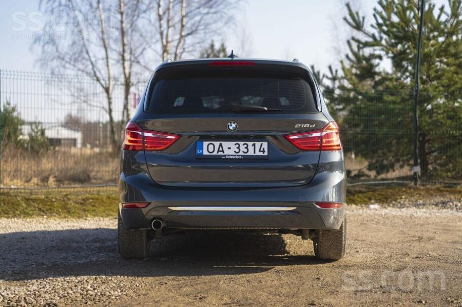 Grey BMW 218 2016 in Riga, with an engine capacity of 2.00 L and mileage of 152 thousand km for 11290 €, photo 6 on AUTOMOTO.COM.LV