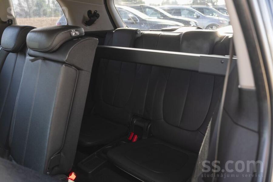 Grey BMW 218 2016 in Riga, with an engine capacity of 2.00 L and mileage of 152 thousand km for 11290 €, photo 11 on AUTOMOTO.COM.LV