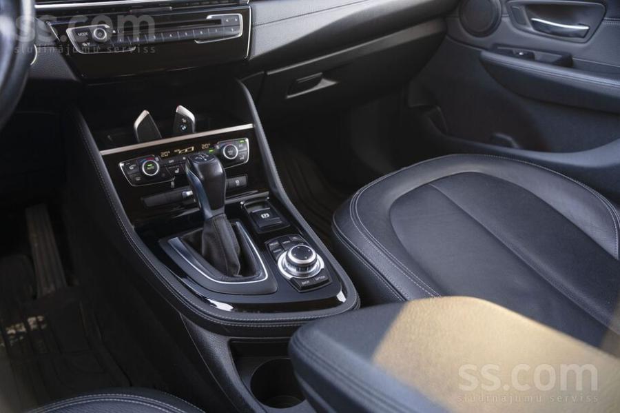 Grey BMW 218 2016 in Riga, with an engine capacity of 2.00 L and mileage of 152 thousand km for 11290 €, photo 25 on AUTOMOTO.COM.LV