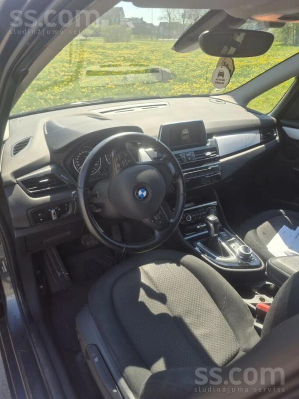 Grey BMW 218 2017 in Tukums, with an engine capacity of 2.00 L and mileage of 266 thousand km for 11500 €, photo 4 on AUTOMOTO.COM.LV