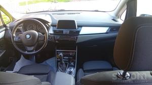 Pelēks BMW 218 2018 Tukums, ar dzinēja tilpumu 2.00 L un nobraukumu 217 tūkst. km par 6590 €, foto 5 vietnē AUTOMOTO.COM.LV