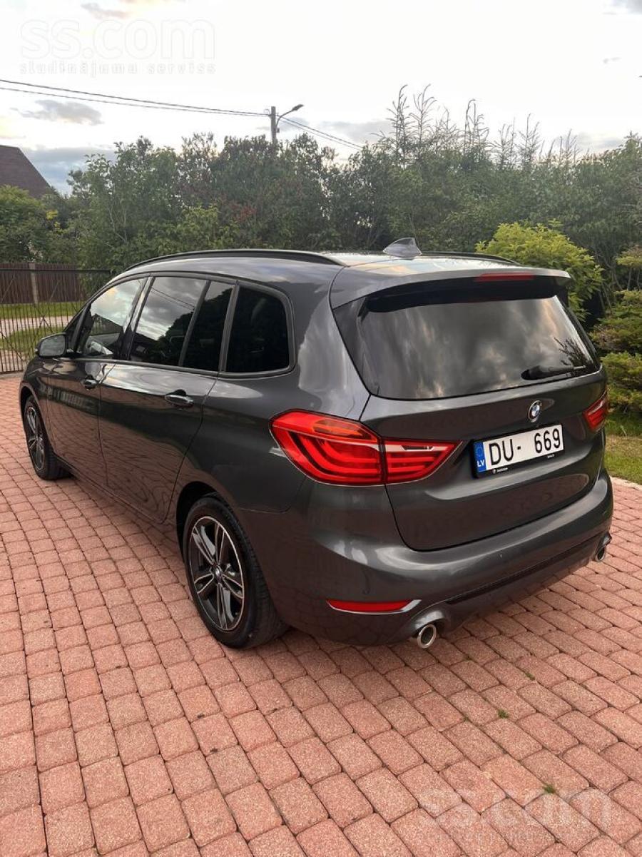 Grey BMW 218 2019 in Riga, with an engine capacity of 2.00 L and mileage of 144 thousand km for 14900 €, photo 4 on AUTOMOTO.COM.LV