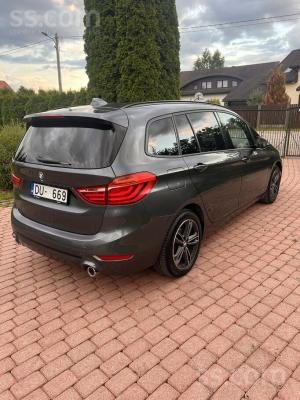 Grey BMW 218 2019 in Riga, with an engine capacity of 2.00 L and mileage of 144 thousand km for 14900 €, photo 5 on AUTOMOTO.COM.LV