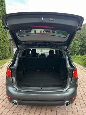 Grey BMW 218 2019 in Riga, with an engine capacity of 2.00 L and mileage of 144 thousand km for 14900 €, photo 9 on AUTOMOTO.COM.LV
