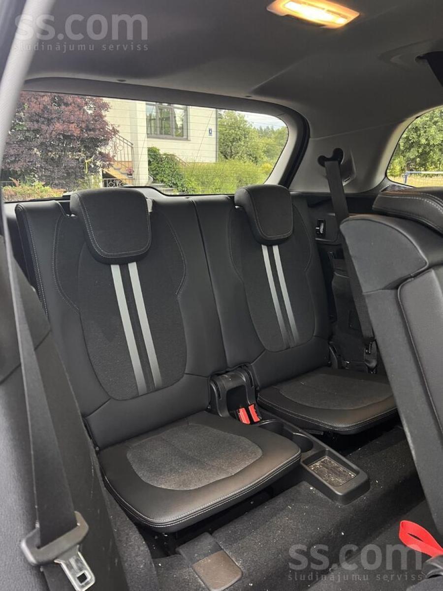 Grey BMW 218 2019 in Riga, with an engine capacity of 2.00 L and mileage of 144 thousand km for 14900 €, photo 10 on AUTOMOTO.COM.LV