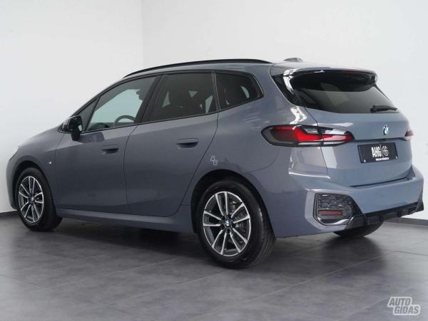 Grey BMW 218 2023 in Kaunas, with an engine capacity of 1.50 L and mileage of 30 thousand km for 28978 €, photo 4 on AUTOMOTO.COM.LV
