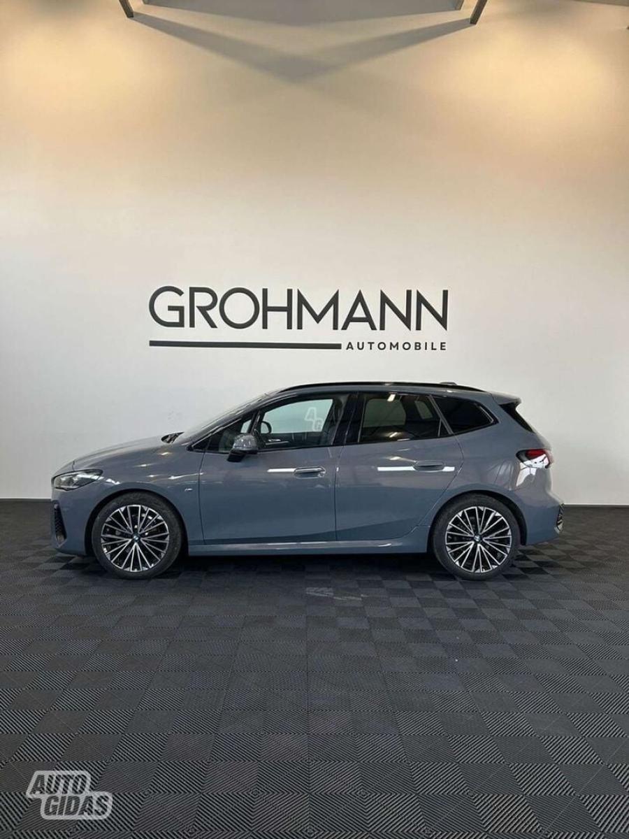 Grey BMW 218 2024 in Kaunas, with an engine capacity of 1.50 L and mileage of 50 thousand km for 30810 €, photo 3 on AUTOMOTO.COM.LV