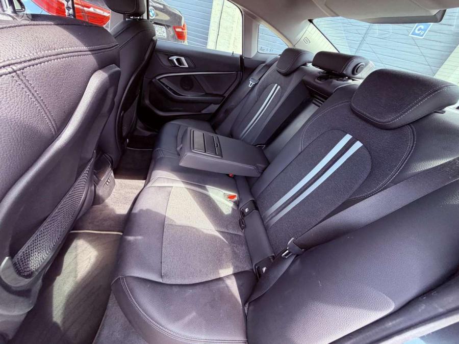Pelēks BMW 218 2020 Šauļi, ar dzinēja tilpumu 1.50 L un nobraukumu 193 tūkst. km par 10700 €, foto 16 vietnē AUTOMOTO.COM.LV