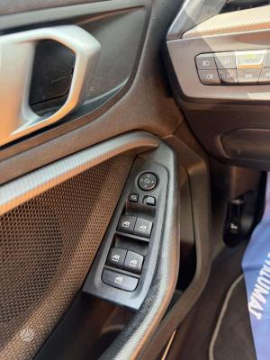 Pelēks BMW 218 2020 Šauļi, ar dzinēja tilpumu 1.50 L un nobraukumu 193 tūkst. km par 10700 €, foto 19 vietnē AUTOMOTO.COM.LV