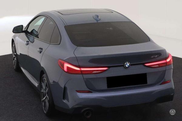 Pelēks BMW 218 2021 Viļņa, ar dzinēja tilpumu 1.50 L un nobraukumu 68 tūkst. km par 25894 €, foto 4 vietnē AUTOMOTO.COM.LV