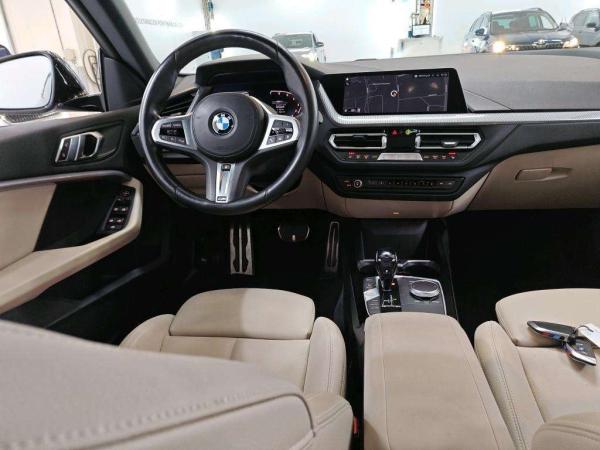 Pelēks BMW 218 2021 Viļņa, ar dzinēja tilpumu 1.50 L un nobraukumu 68 tūkst. km par 25894 €, foto 8 vietnē AUTOMOTO.COM.LV