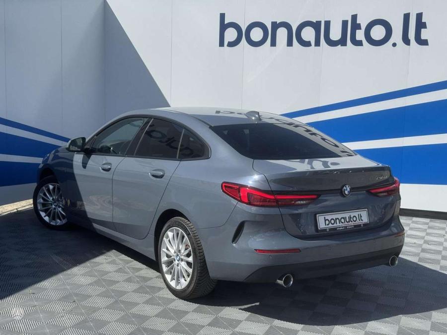 Grey BMW 218 2022 in Kaunas, with an engine capacity of 2.00 L and mileage of 219 thousand km for 16759 €, photo 5 on AUTOMOTO.COM.LV