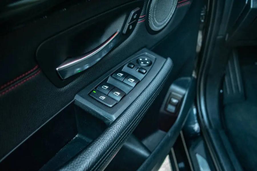 BMW 218 2015 Tukums, ar dzinēja tilpumu 1.80 L un nobraukumu 179 tūkst. km par 9990 €, foto 20 vietnē AUTOMOTO.COM.LV