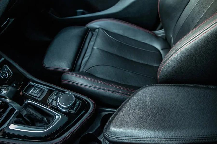 BMW 218 2015 Tukums, ar dzinēja tilpumu 1.80 L un nobraukumu 179 tūkst. km par 9990 €, foto 23 vietnē AUTOMOTO.COM.LV