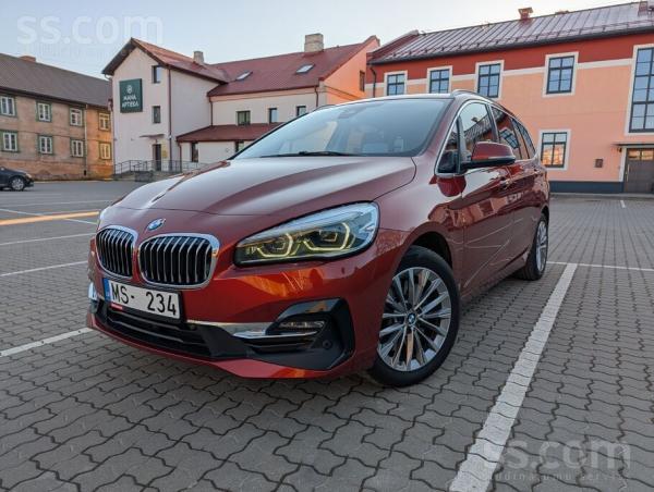 Oranžs BMW 218 2021 Tukums, ar dzinēja tilpumu 2.00 L un nobraukumu 176 tūkst. km par 16800 €, foto 1 vietnē AUTOMOTO.COM.LV