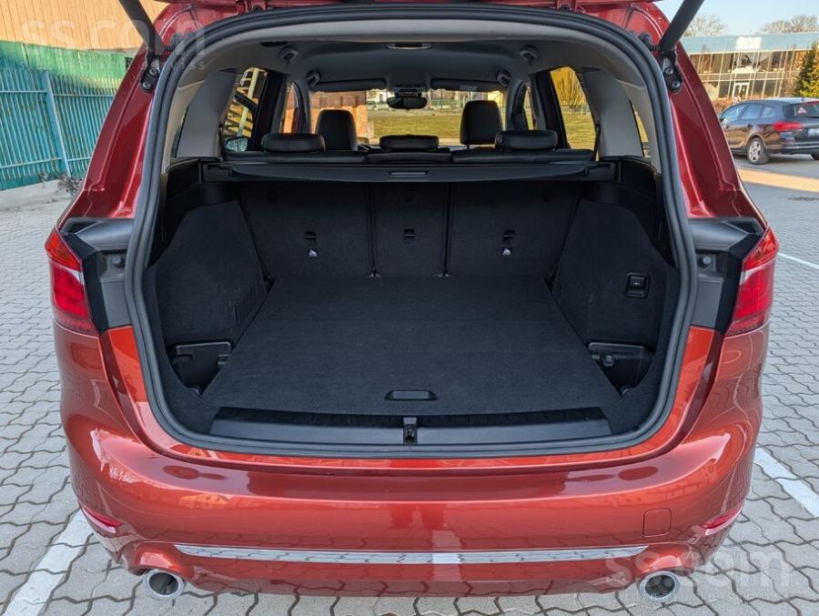 Orange BMW 218 2021 in Tukums, with an engine capacity of 2.00 L and mileage of 177 thousand km for 14700 €, photo 8 on AUTOMOTO.COM.LV