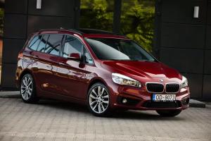 Sarkans BMW 218 2015 Jelgava, ar dzinēja tilpumu 1.80 L un nobraukumu 293 tūkst. km par 9400 €, foto 8 vietnē AUTOMOTO.COM.LV