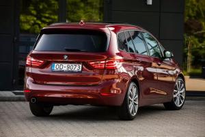 Sarkans BMW 218 2015 Jelgava, ar dzinēja tilpumu 1.80 L un nobraukumu 293 tūkst. km par 9400 €, foto 11 vietnē AUTOMOTO.COM.LV