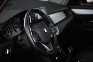 Sarkans BMW 218 2015 Jelgava, ar dzinēja tilpumu 1.80 L un nobraukumu 293 tūkst. km par 9400 €, foto 14 vietnē AUTOMOTO.COM.LV