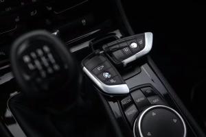 Sarkans BMW 218 2015 Jelgava, ar dzinēja tilpumu 1.80 L un nobraukumu 293 tūkst. km par 9400 €, foto 52 vietnē AUTOMOTO.COM.LV