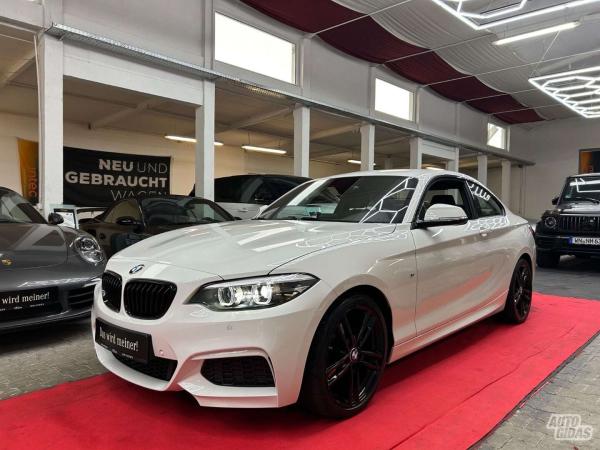White BMW 218 2020 in Kaunas, with an engine capacity of 1.50 L and mileage of 66 thousand km for 24459 €, photo 1 on AUTOMOTO.COM.LV