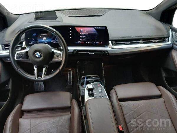 White BMW 218 2025 in Riga, with an engine capacity of 1.50 L and mileage of 65 thousand km for 29900 €, photo 5 on AUTOMOTO.COM.LV