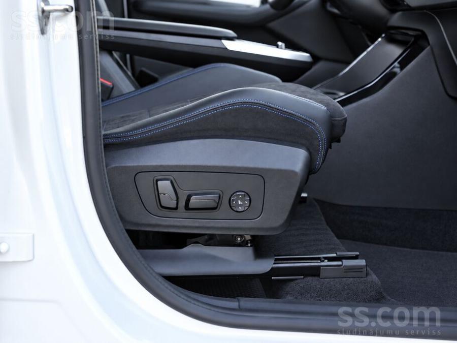 Balts BMW 218 2025 Rīga, ar dzinēja tilpumu 1.50 L un nobraukumu 58 tūkst. km par 28990 €, foto 14 vietnē AUTOMOTO.COM.LV