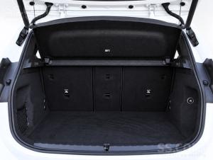 Balts BMW 218 2025 Rīga, ar dzinēja tilpumu 1.50 L un nobraukumu 58 tūkst. km par 28990 €, foto 36 vietnē AUTOMOTO.COM.LV