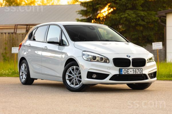 White BMW 218 2014 in Jelgava, with an engine capacity of 2.00 L and mileage of 0 thousand km for 8990 €, photo 3 on AUTOMOTO.COM.LV