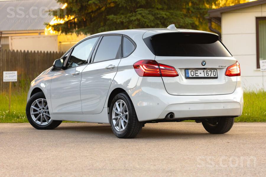 White BMW 218 2014 in Jelgava, with an engine capacity of 2.00 L and mileage of 0 thousand km for 8990 €, photo 4 on AUTOMOTO.COM.LV