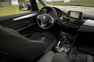 White BMW 218 2014 in Jelgava, with an engine capacity of 2.00 L and mileage of 0 thousand km for 8990 €, photo 10 on AUTOMOTO.COM.LV