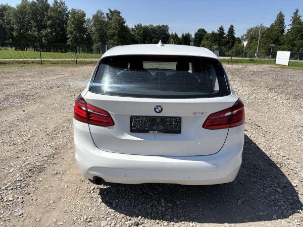 White BMW 218 2014 in Kelme, with an engine capacity of 1.50 L and mileage of 218 thousand km for 3999 €, photo 6 on AUTOMOTO.COM.LV