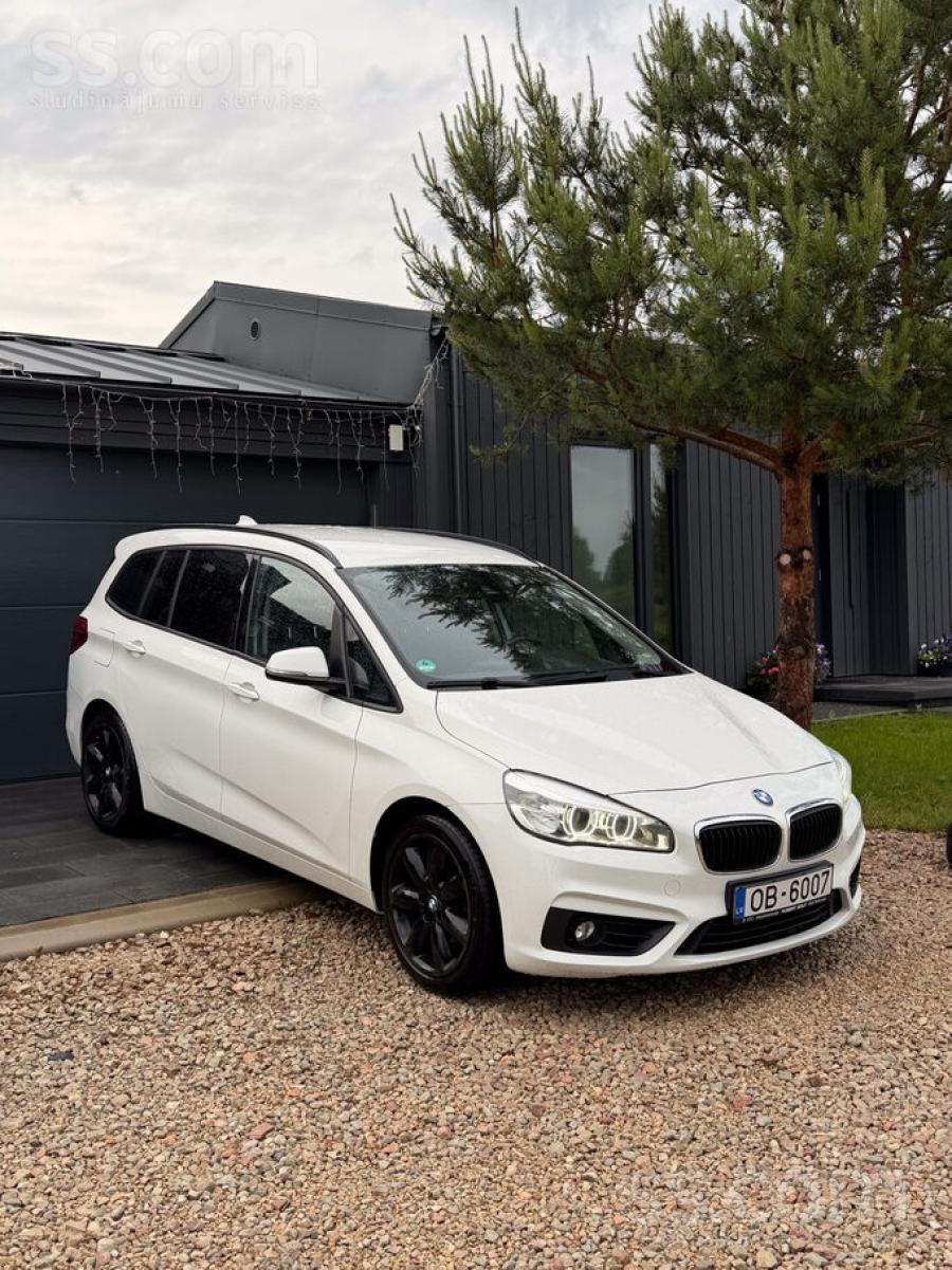 Balts BMW 218 2015 Rīga, ar dzinēja tilpumu 1.50 L un nobraukumu 145 tūkst. km par 8900 €, foto 3 vietnē AUTOMOTO.COM.LV