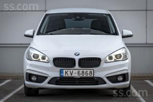 White BMW 218 2015 in Riga, with an engine capacity of 2.00 L and mileage of 181 thousand km for 9500 €, photo 3 on AUTOMOTO.COM.LV