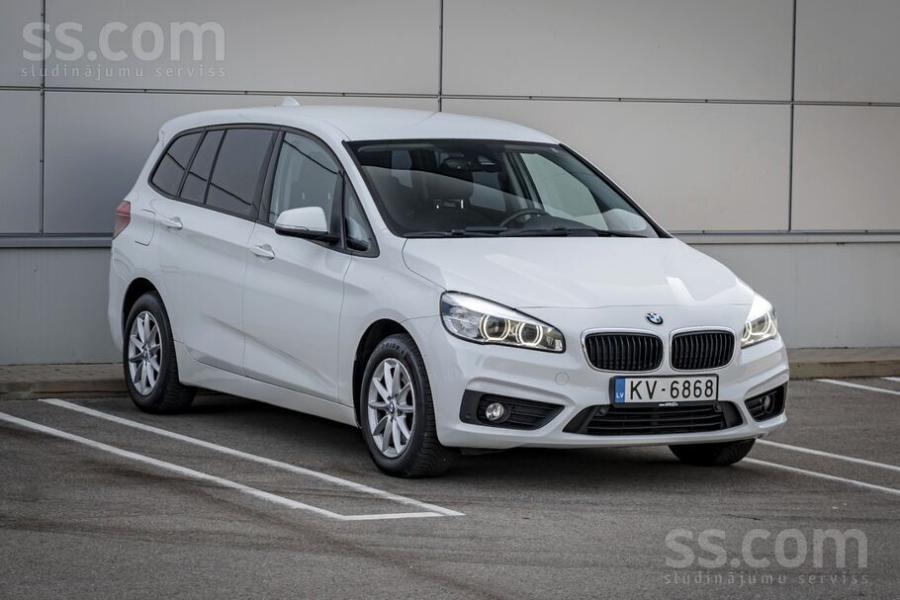 White BMW 218 2015 in Riga, with an engine capacity of 2.00 L and mileage of 181 thousand km for 9500 €, photo 4 on AUTOMOTO.COM.LV