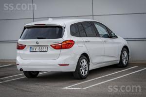 White BMW 218 2015 in Riga, with an engine capacity of 2.00 L and mileage of 181 thousand km for 9500 €, photo 5 on AUTOMOTO.COM.LV