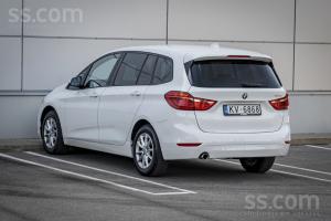 White BMW 218 2015 in Riga, with an engine capacity of 2.00 L and mileage of 181 thousand km for 9500 €, photo 7 on AUTOMOTO.COM.LV