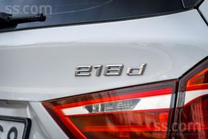 White BMW 218 2015 in Riga, with an engine capacity of 2.00 L and mileage of 181 thousand km for 9500 €, photo 8 on AUTOMOTO.COM.LV